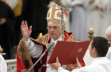 Why the Pope is Boosting Latin Mass - TIME